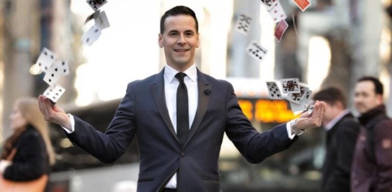 Tom Pesce | Corporate Magician | Funny Business Agency